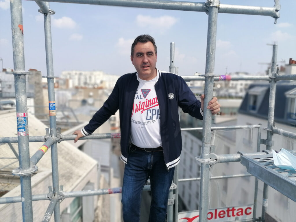 Un nouveau salon tourné vers l’avenir - Copropriété & Travaux - Toute l ...