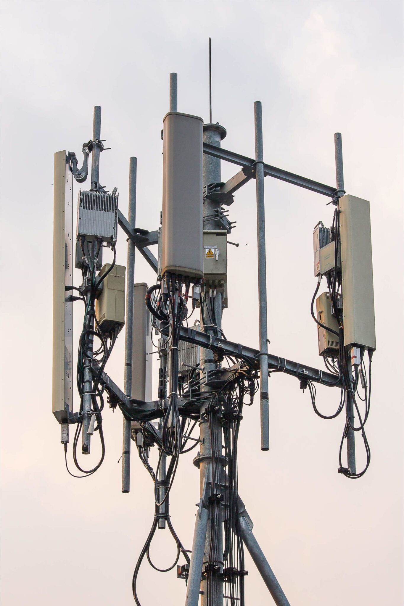 Antennes relais en copropriété : Implantation, réglementation et ... Antennes relais en copropriété : Implantation, réglementation et ...